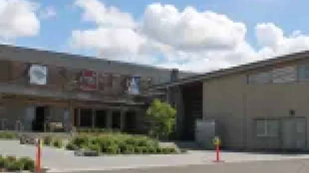 Education | Nak'azdli Whut'en